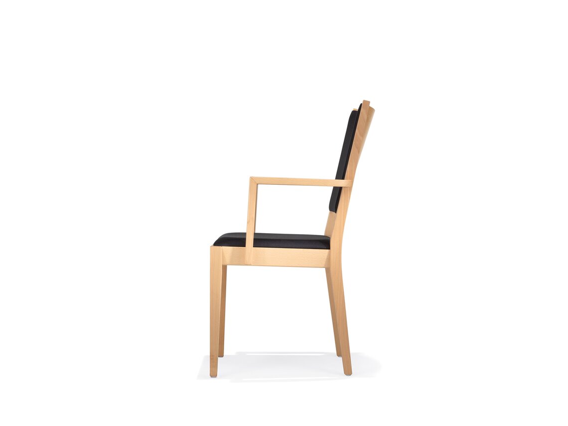 Kusch+Co high-quality seating furniture, tables and benches | Kusch+Co